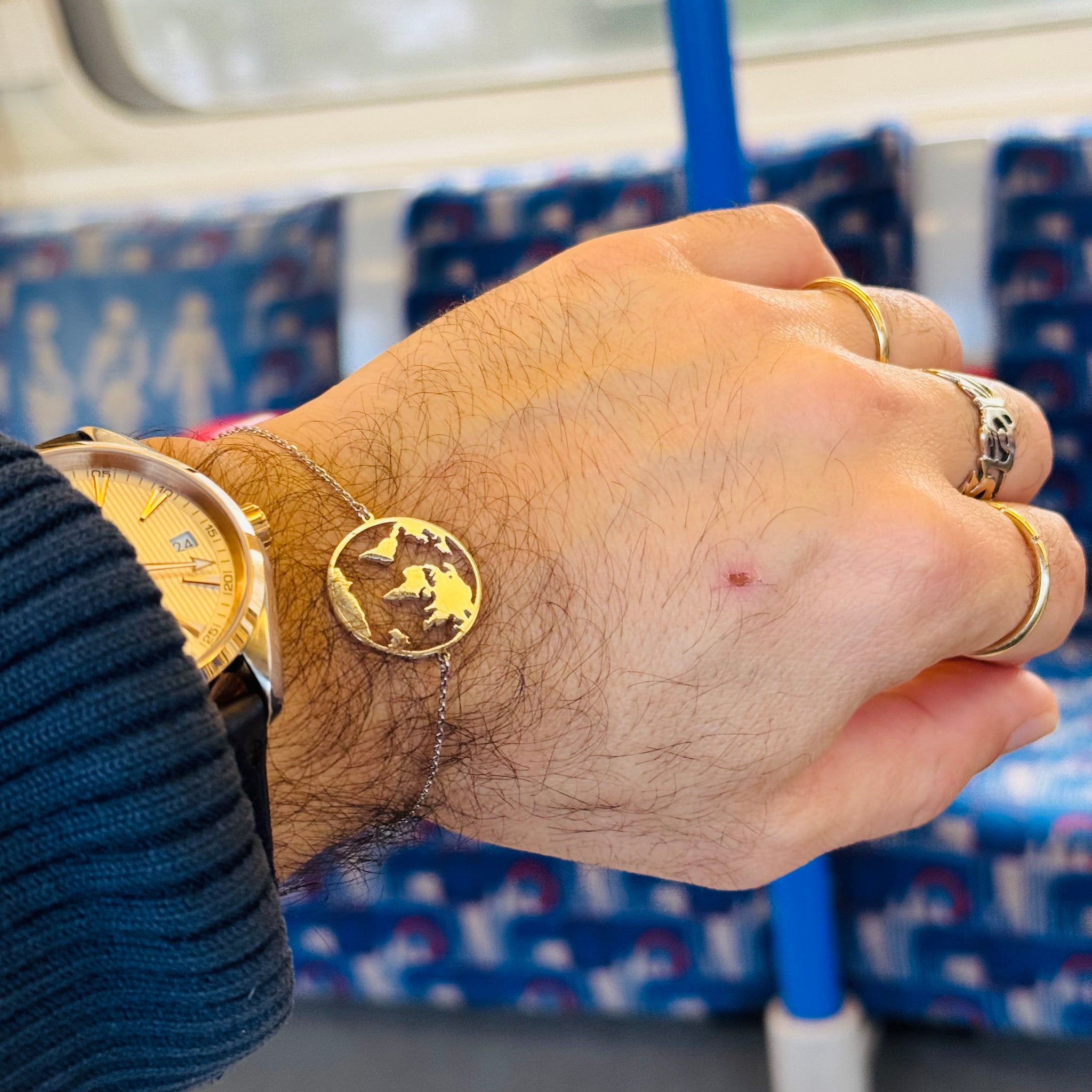 Discover Elegance: 18K Gold, Diamonds, and Natural Stones - Your Desti ...